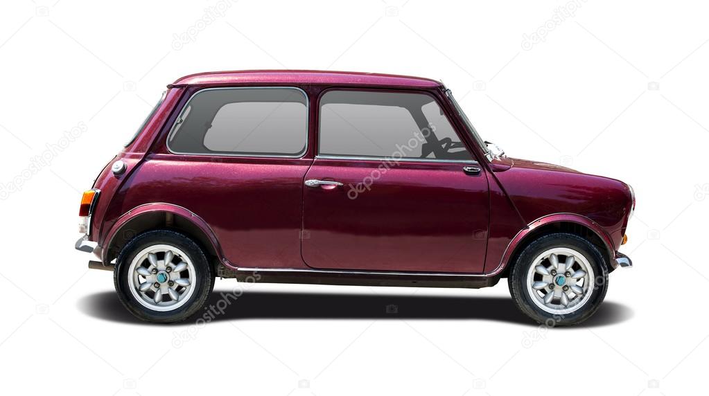 Viejo Mini Cooper aislado en blanco — Foto editorial de stock #94606542 ...