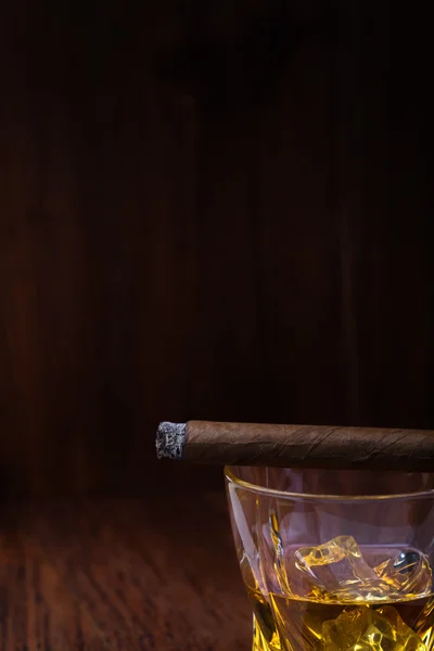 Whiskey and cigar — Stock Photo © gresey #100198540