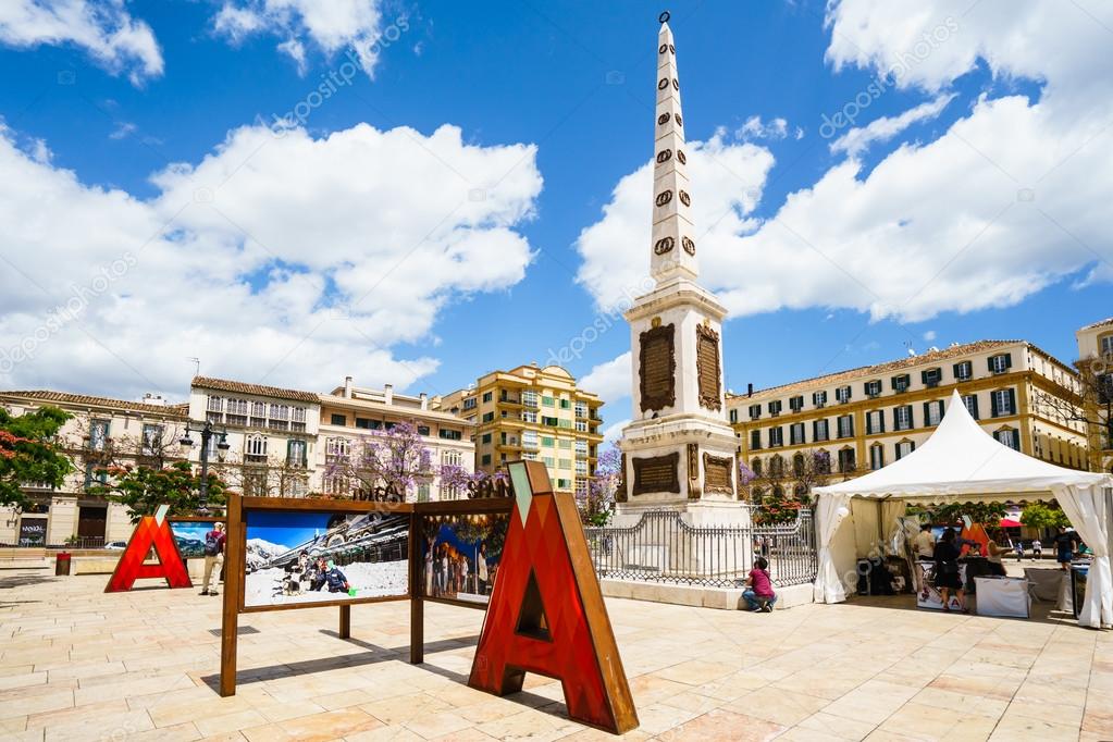 Famous Merced square under blue sky – Stock Editorial Photo © pabkov ...