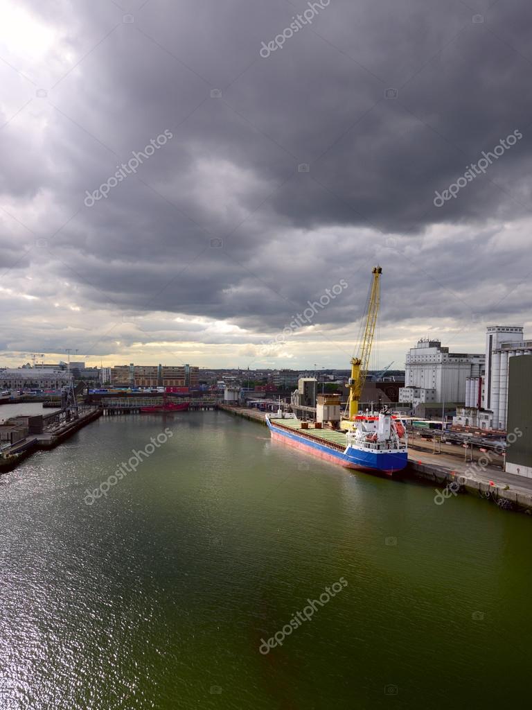 Cargo port. Dublin terminal Stock Photo by ©yuriy61 123059646