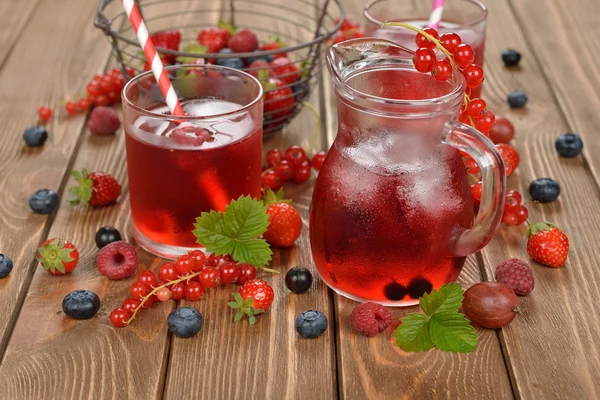 Berry mocktail Stock Photos, Royalty Free Berry mocktail Images ...