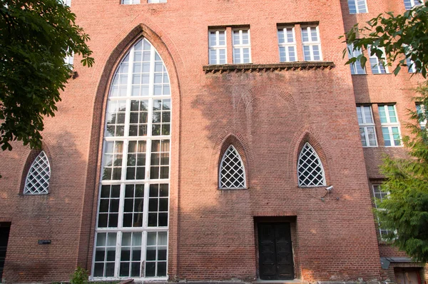 Magic school building Stock Photos, Royalty Free Magic school building ...