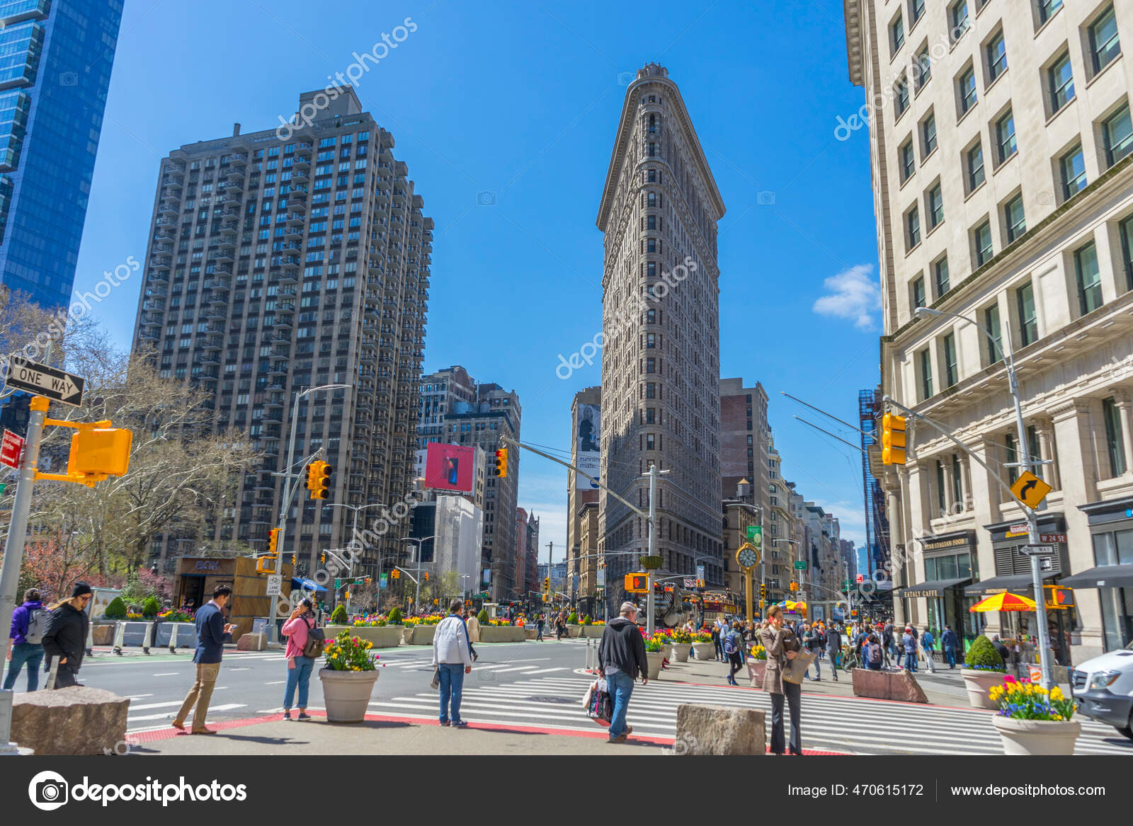 Famous Flatiron Building Street View Spring Day New York City – Stock ...