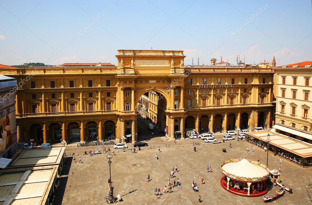 Piazza della Repubblica, Florence, Italy Stock Photo by ©Guzel 53009595