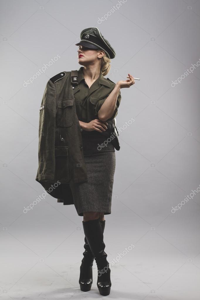 Официальная немецкая женщина — Стоковое фото © outsiderzone #60773271