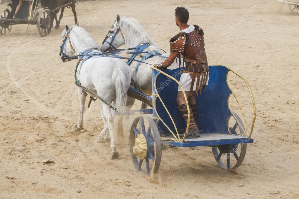 Conquest, Roman chariots in the circus arena, fighting warriors — Stock ...
