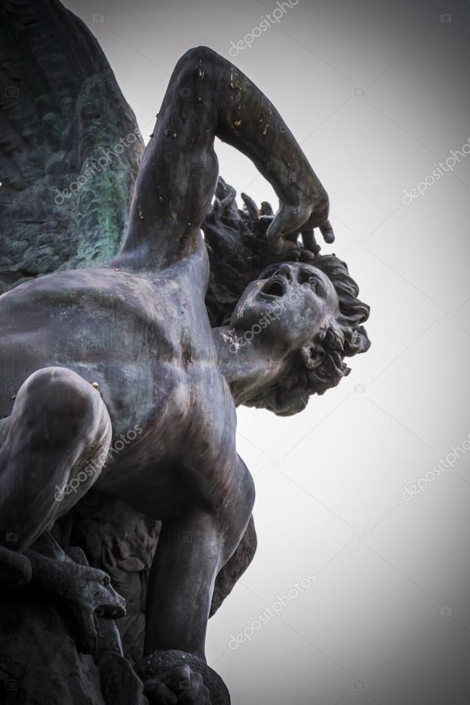 Fallen Angels Statues