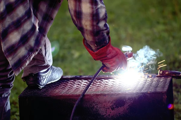 Outdoor welding Stock Photos, Royalty Free Outdoor welding Images ...