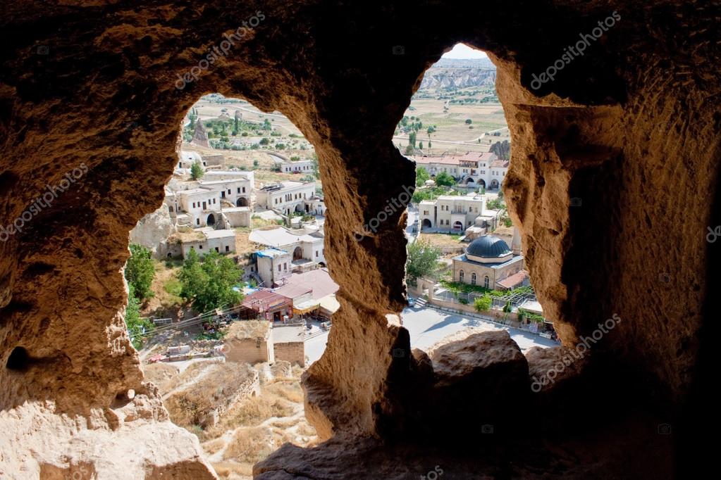 Cave house in Cappadocia — Stock Photo © mathes #58465397