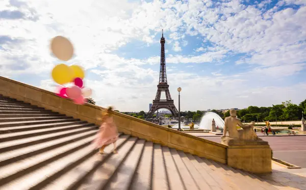 Girl Balloons Paris Stock Fotografie Royalty Free Girl Balloons Paris