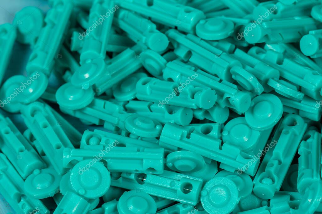 Las lancetas son dispositivos de un solo uso estériles, libres de ...