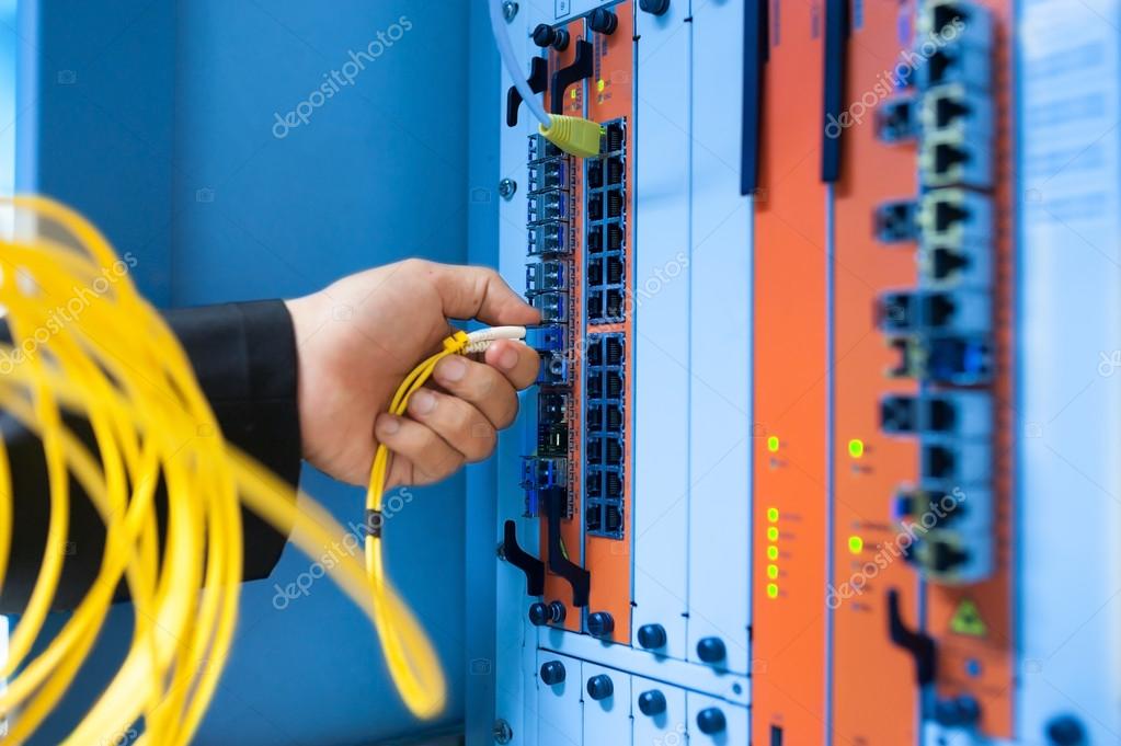 Fix network switch in data center room — Stock Photo © cookiecutter ...