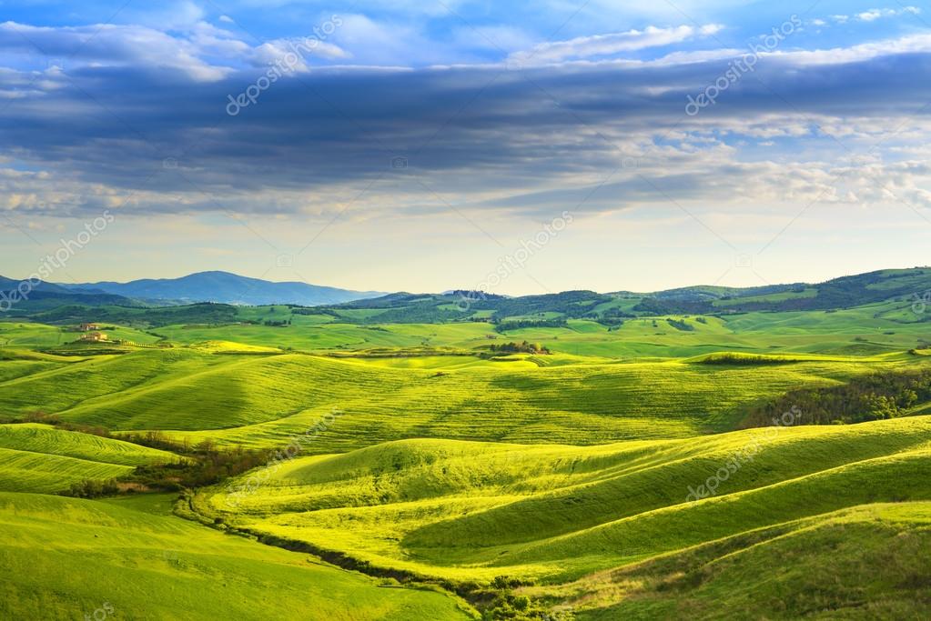 Tuscany spring, rolling hills on sunset – Stock Editorial Photo ...