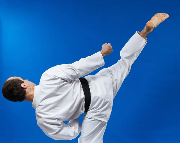 High kicks Stock Photos, Royalty Free High kicks Images | Depositphotos