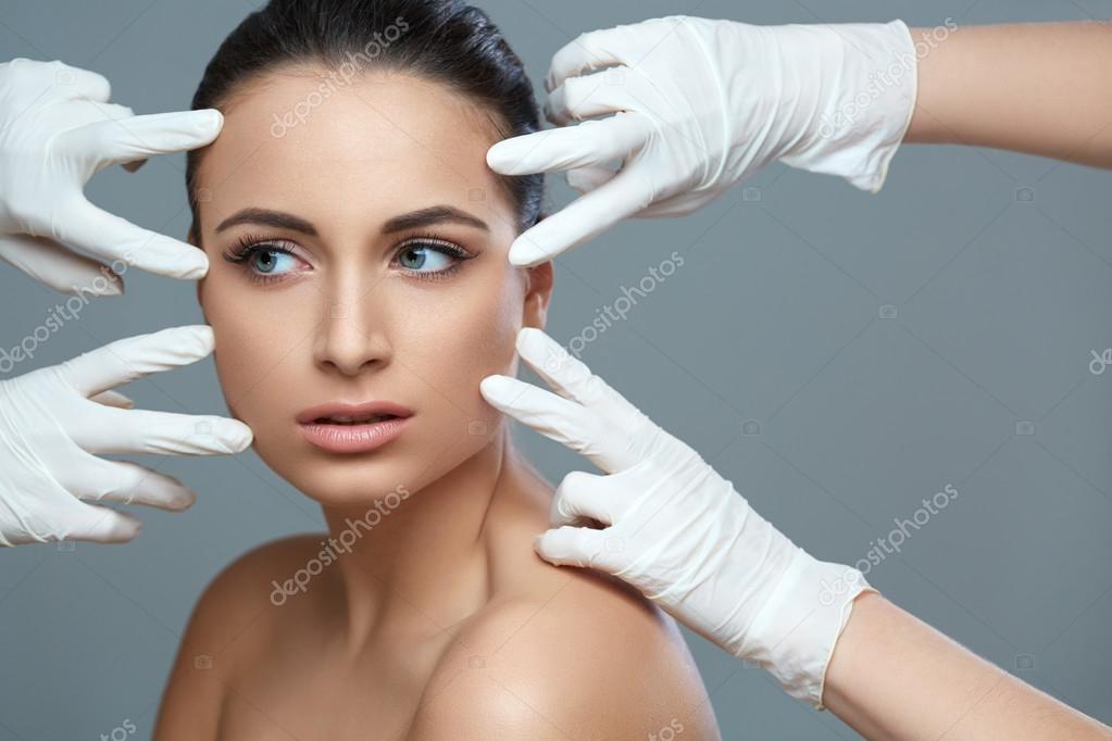Cirugía Estética Hermosa Mujer Antes De La Operación De Plástico Beau 2024