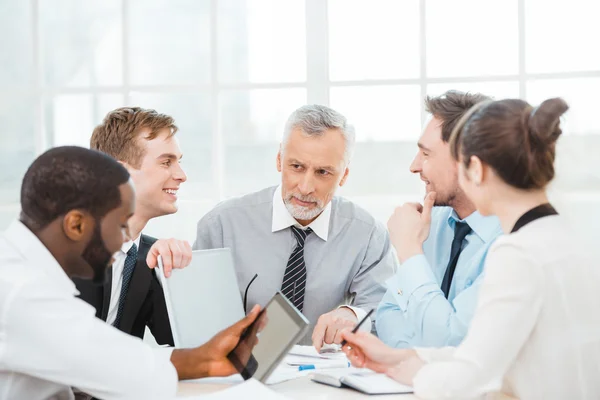 Concept for teamwork and knowledge transfer — Stock Photo © dima ...