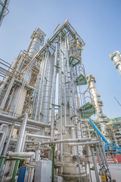 Refinery tower Stock Photos, Royalty Free Refinery tower Images ...