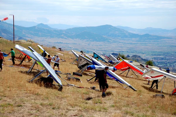 Delta plans set the start and ready for takeoff. - Stock Image - Everypixel