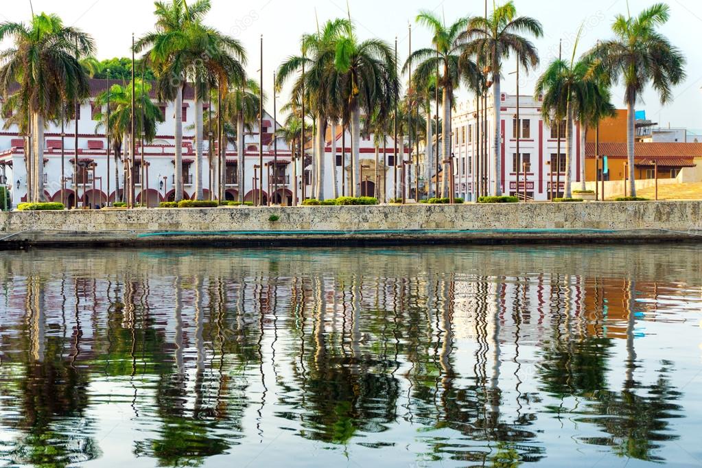 Colonial Architecture and Water — Stock Photo © jkraft5 #121257904