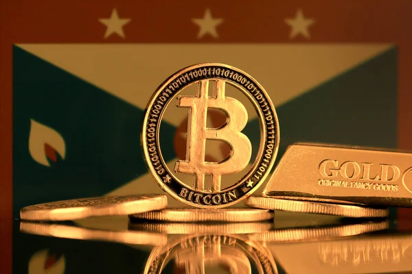 Bitcon and gold Stock Photos, Royalty Free Bitcon and gold Images ...