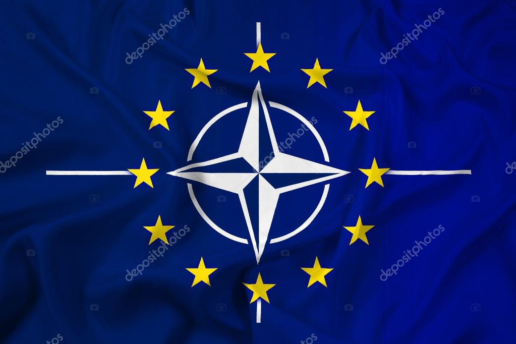 Ondeando la OTAN y la bandera de la UE — Foto de stock #53932265 ...