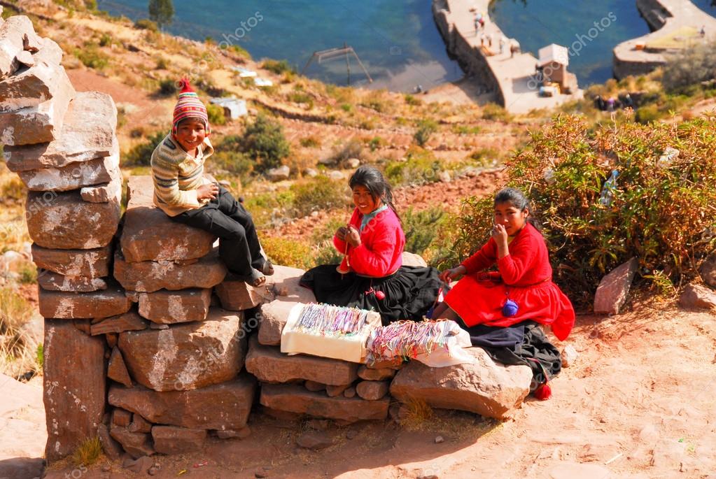 Paisajes Alrededor Del Lago Titicaca Perú 2023