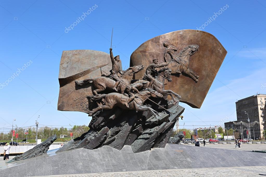 Monument to Russian heroes and soldiers who died in World War I – Stock ...