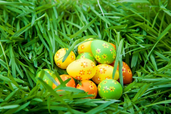 Easter eggs grass Stock Photos, Royalty Free Easter eggs grass Images ...