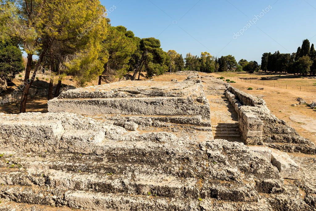 Paisajes del Altar de las Ruinas de Hieron II (Ara di Ierone II) en el ...