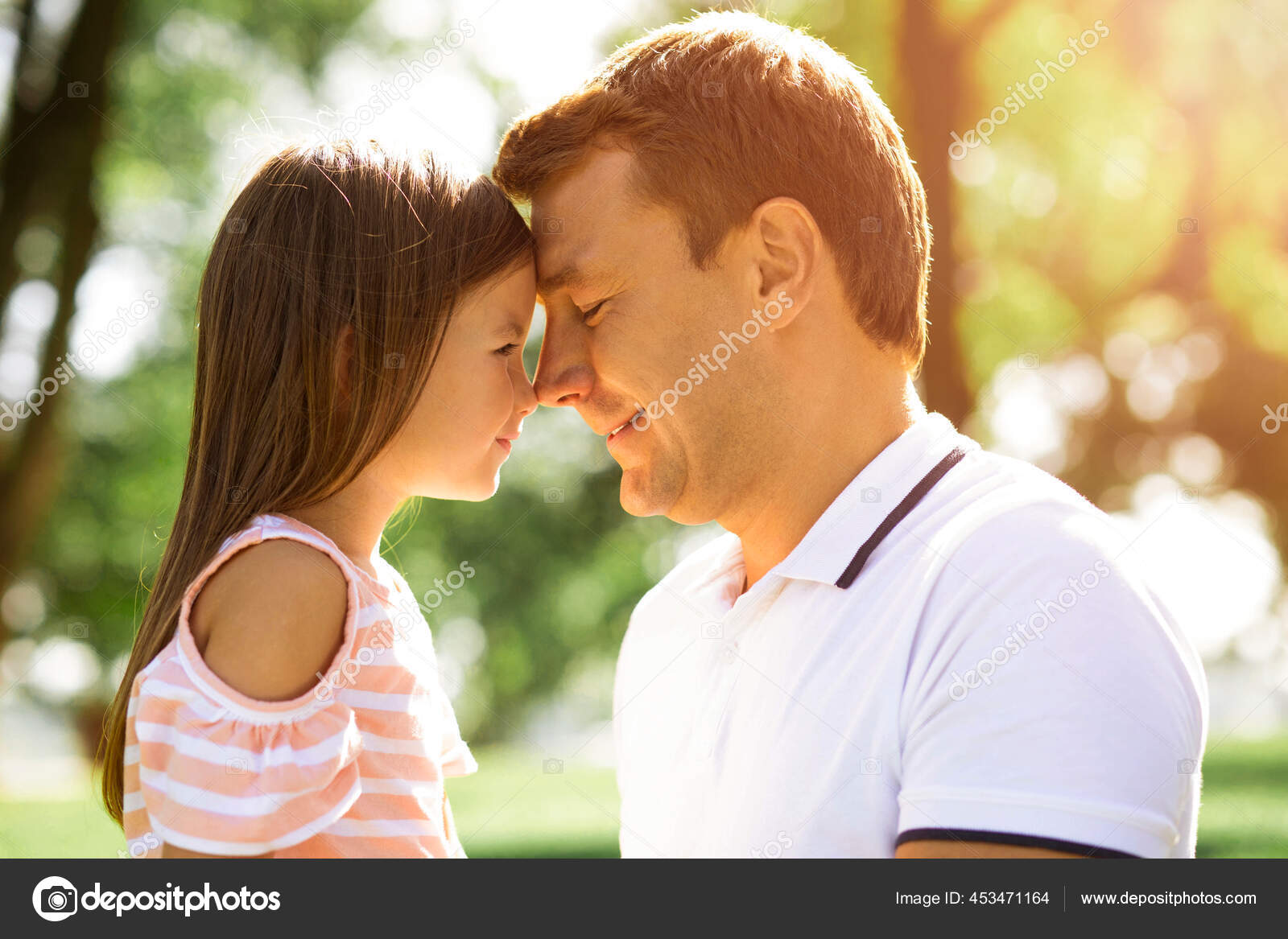 Portrait Daughter Daddy Park Touching Nose Nose — Stock Photo © At_Production #453471164