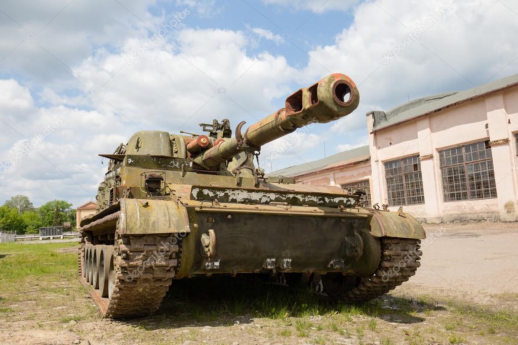 Autopropulsado obús artillería blindada 152mm obús 2C3 Acacia — Foto ...