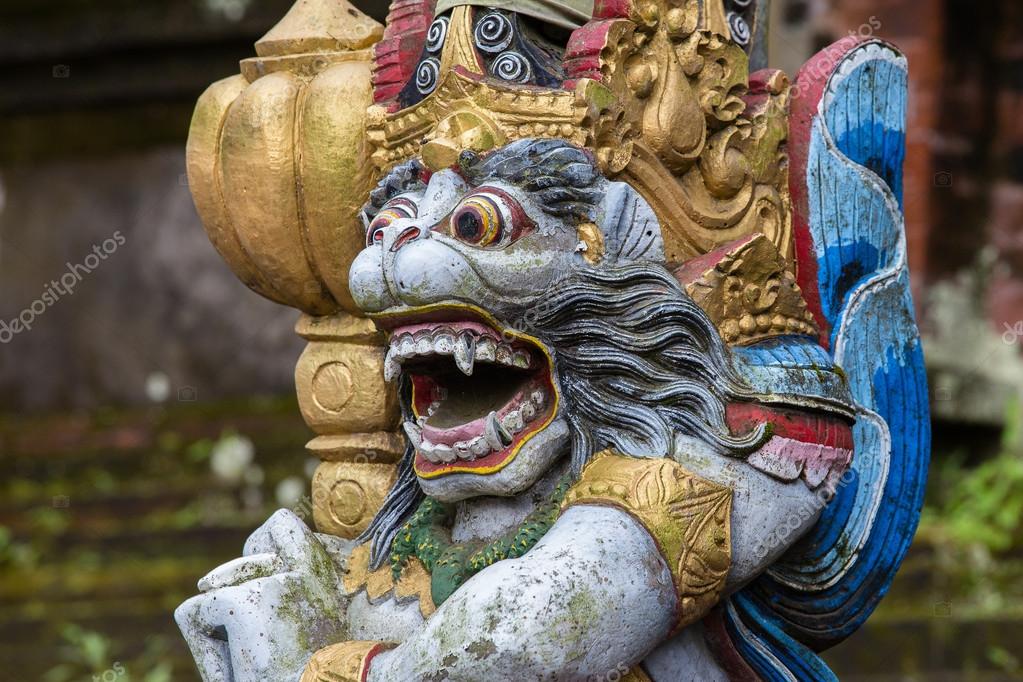 Balinese God statue in Central Bali temple. Indonesia — Stock Photo ...