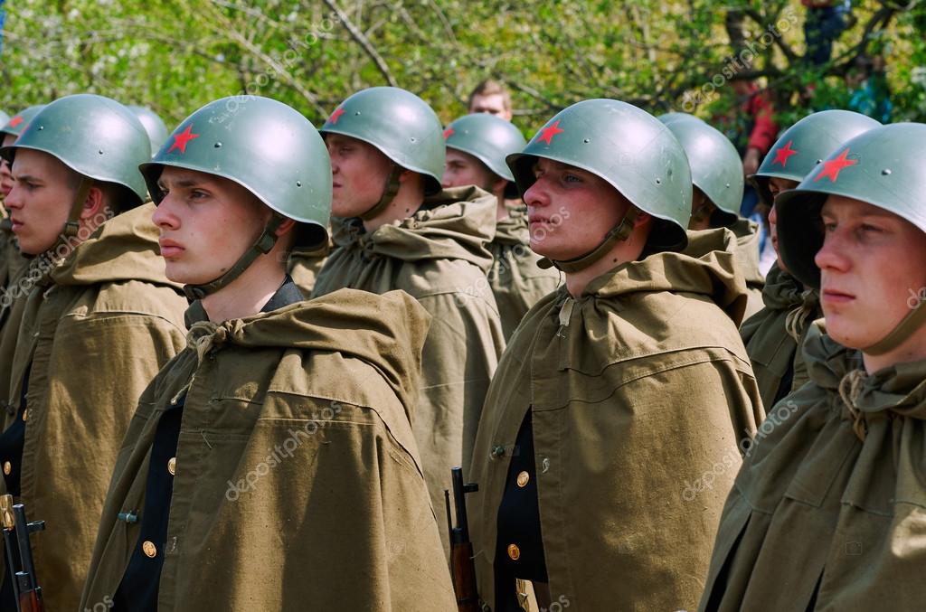 Russian Helmets During World War Ll