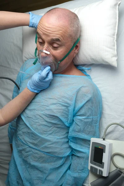 Man in icu Stock Photos, Royalty Free Man in icu Images | Depositphotos