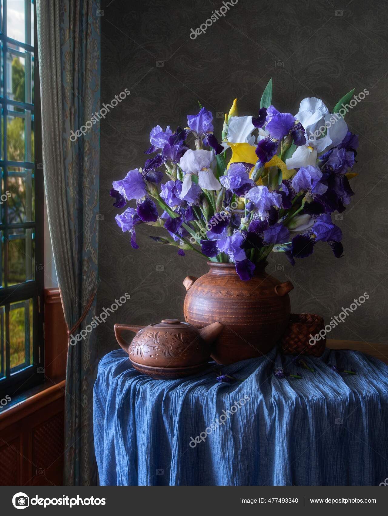 Still Life Splendid Bouquet Irises — Stock Photo © daykiney #477493340