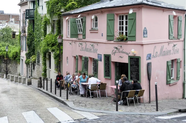 Pink House - historical bistro on Montmartre, Paris, – Stock Editorial ...
