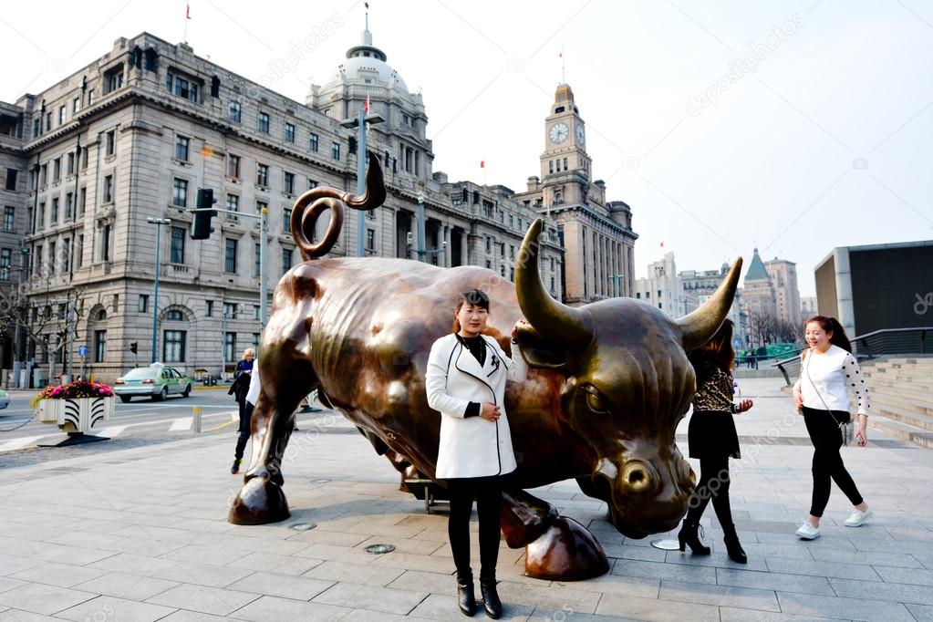 Shanghai - The Bund or Waitan – Stock Editorial Photo © lucidwaters ...