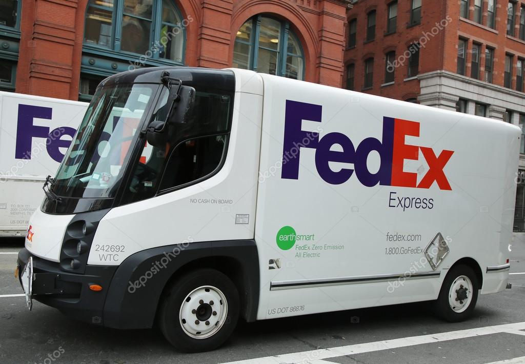 Earthsmart FedEx zero emission all electrical truck in Lower Manhattan ...