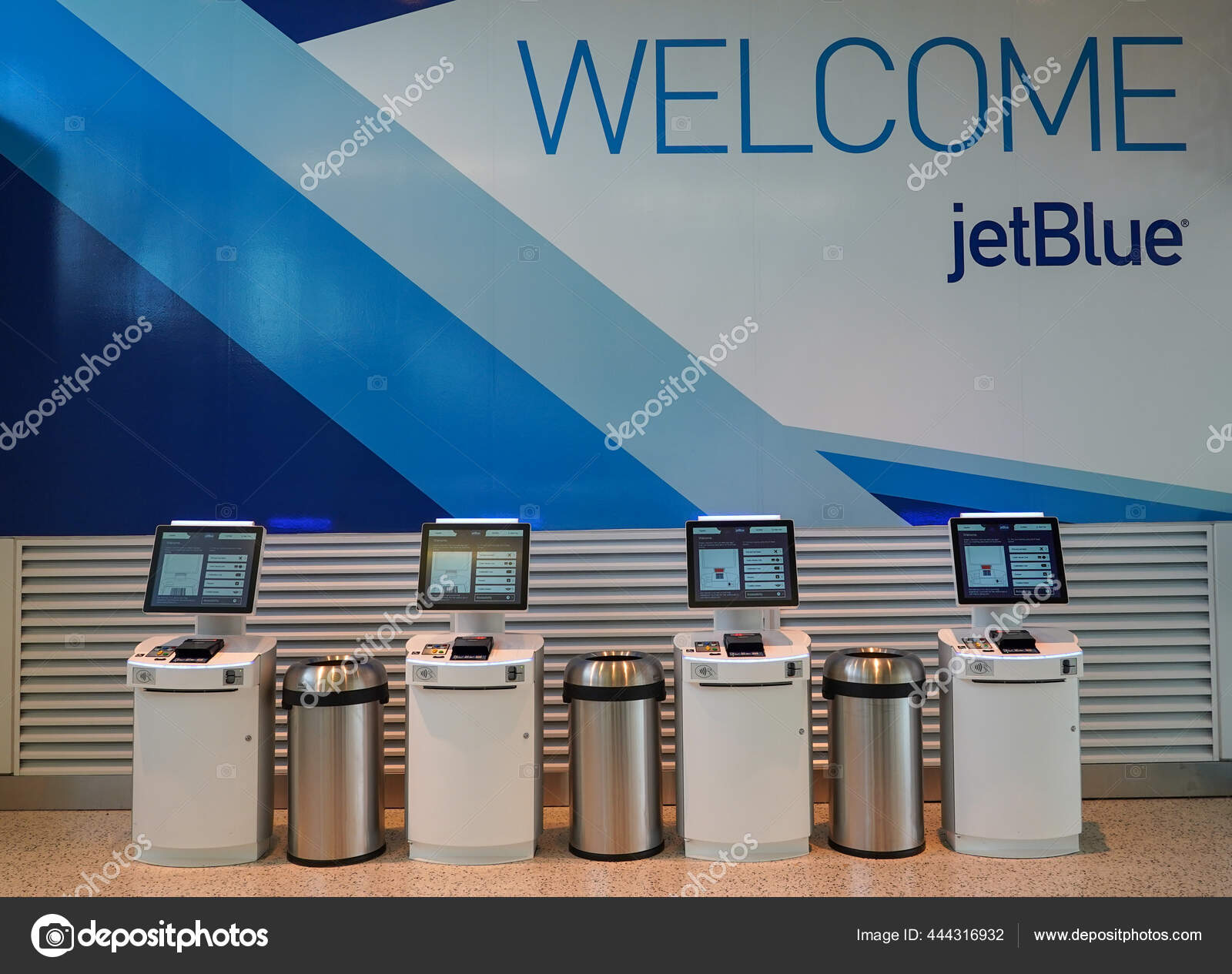 New York January 2021 Jetblue Terminal John Kennedy International ...