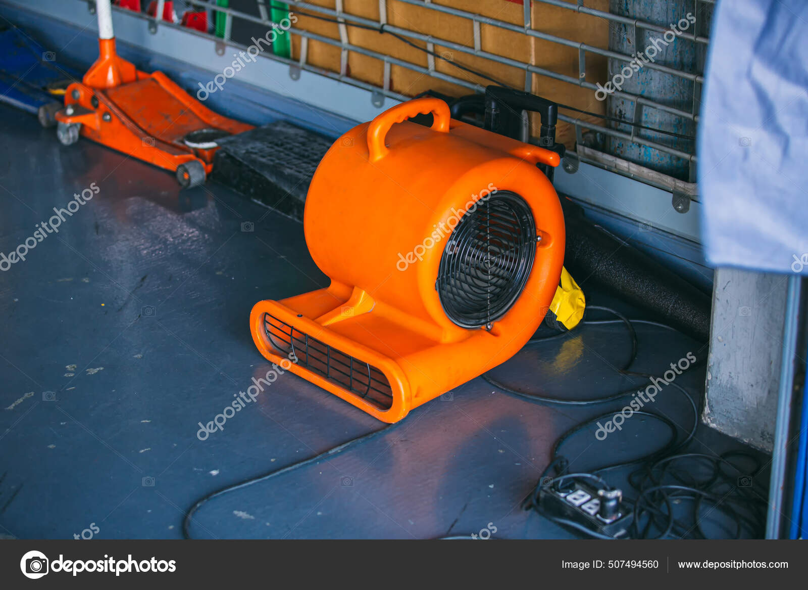 Orange Blower Fan Machine Wet Floor Heavy Duty Industrial Portable ...