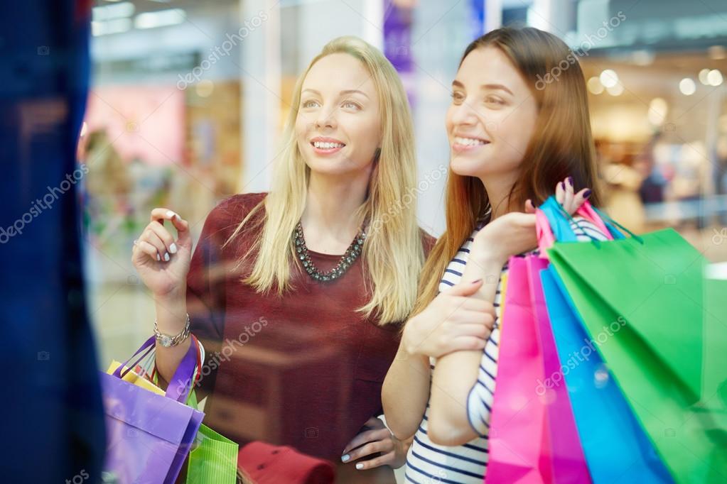 Two young consumers — Stock Photo © pressmaster #122114128