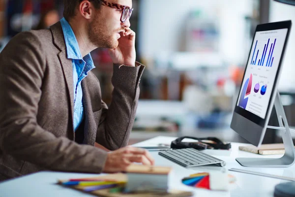 Office worker Stock Photos, Royalty Free Office worker Images ...