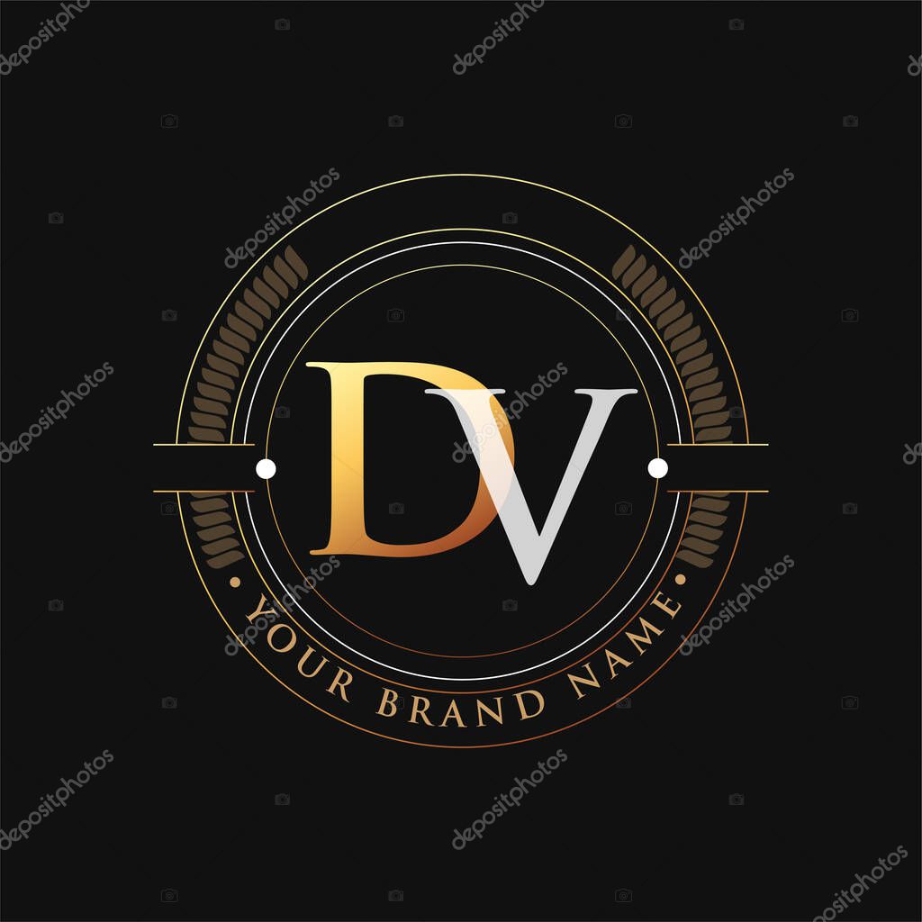 insignia inicial DV oro y color blanco, con sello y objeto círculo ...