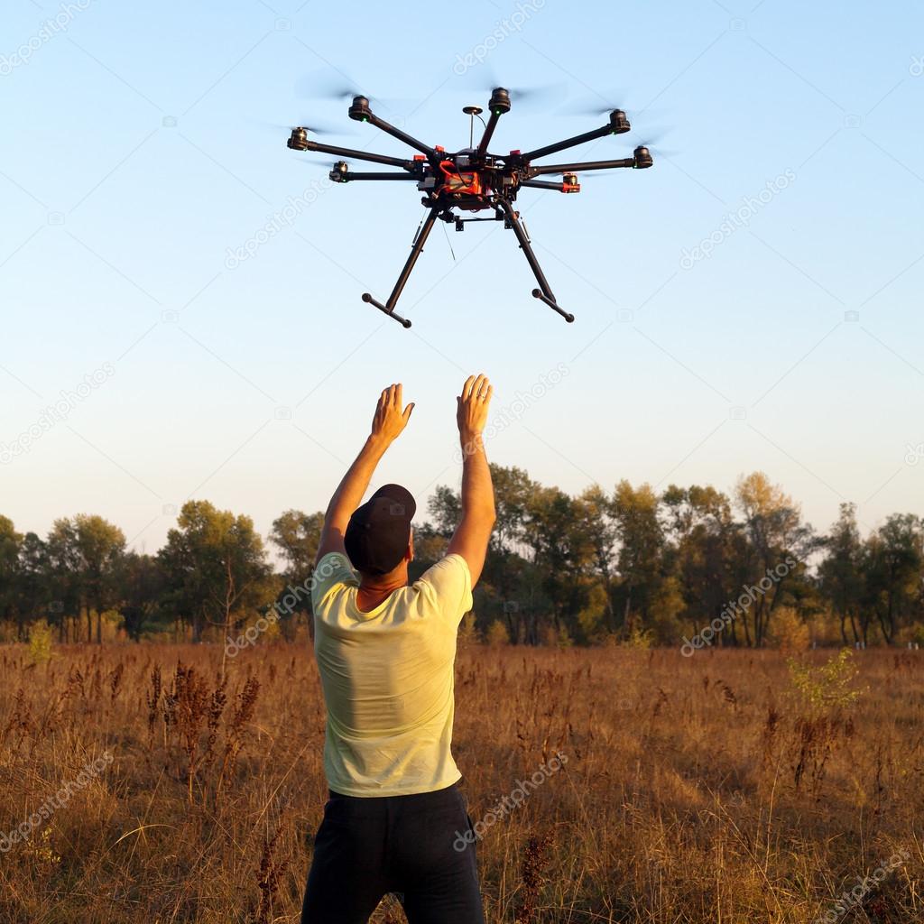 Starting copter Stock Photo by ©seregalsv 86062318