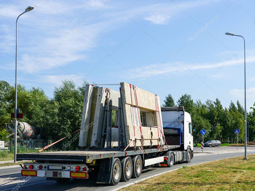 transporte de paneles de pared prefabricados de hormigón armado para la ...