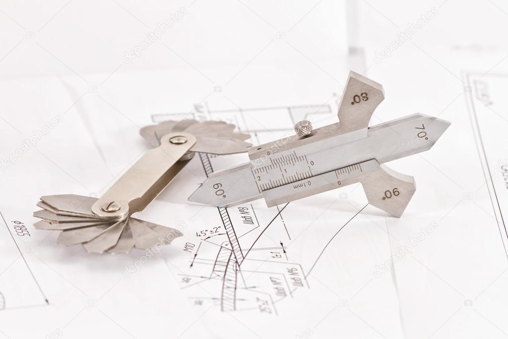 Templates for visual measurement control are on the drawing pipe Stock ...