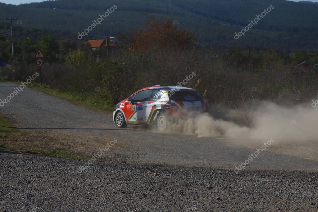 Bodrum, Turquía. 11 Abril 2021: La primera carrera del Turkiye Otomobil ...