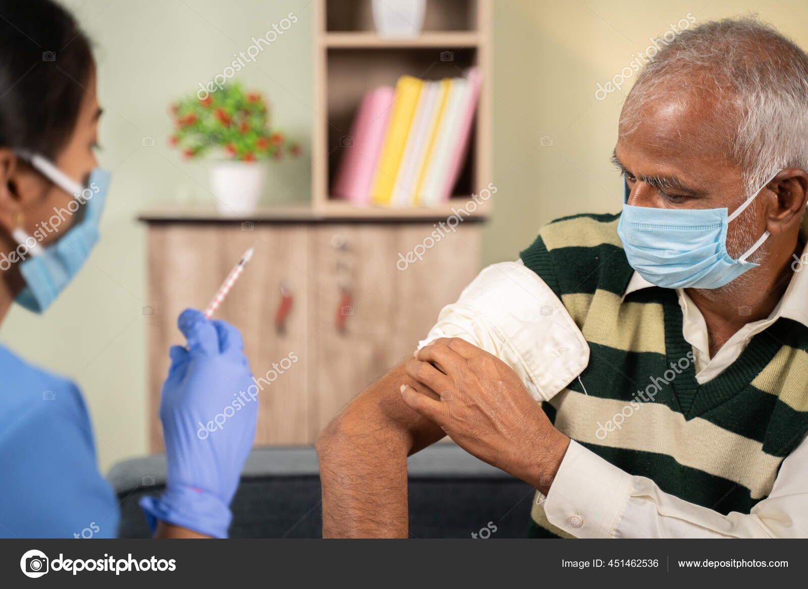 Doctor Giving Vaccination Shot Elderly Patient Syringe Injunction ...