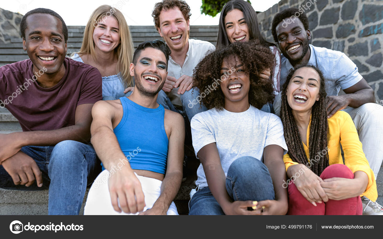 Happy Multiracial Group Diverse Friends Hang Out City Young People ...