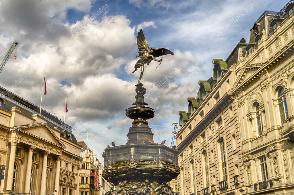 Eros Statue at Piccadilly Circus, London — Stock Photo © marcorubino ...
